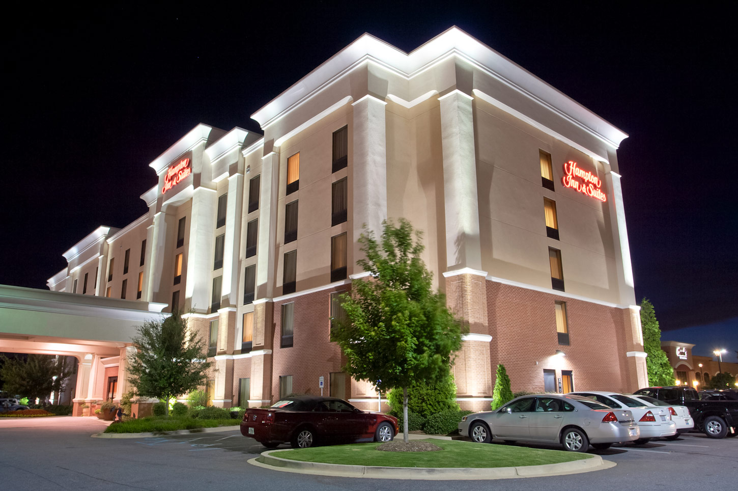 Pinnacle Partnership | Hampton Inn & Suites Westgate | Spartanburg, SC